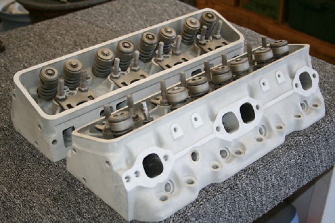 History Of The Small Block Chevrolet OHV Cylinder Head