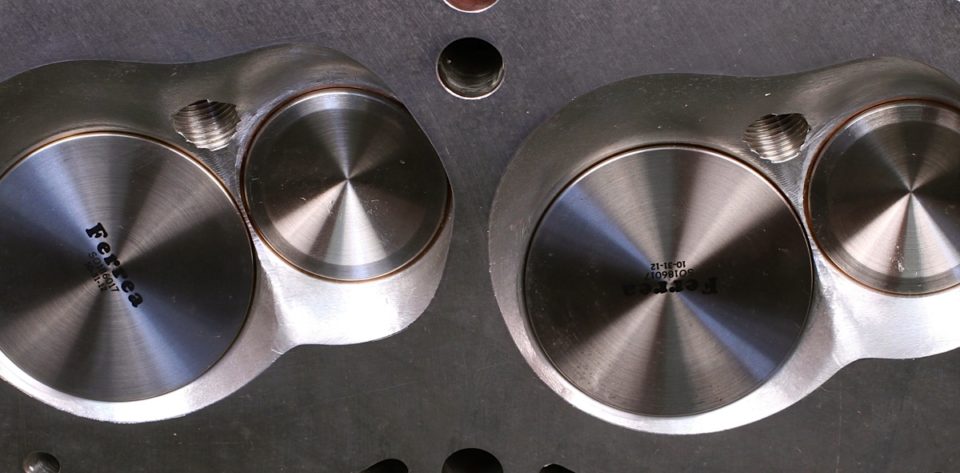 Inside Edelbrock's LS-R Race LSX Heads & Wilson LSX Carb Intake
