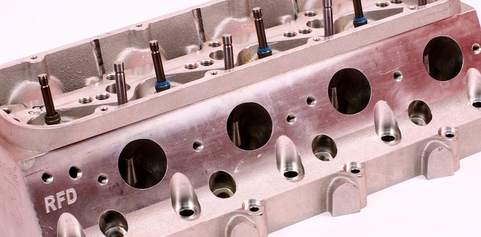 Inside Edelbrock's LS-R Race LSX Heads & Wilson LSX Carb Intake
