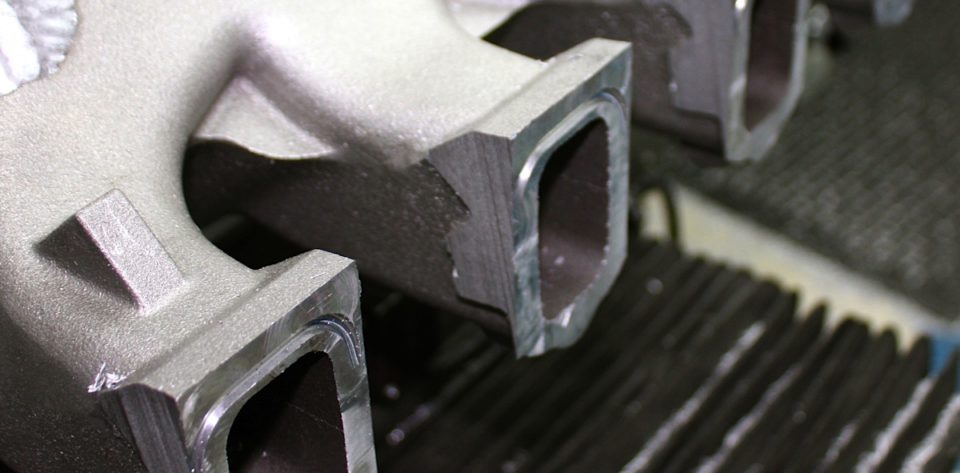 Inside Edelbrock's LS-R Race LSX Heads & Wilson LSX Carb Intake