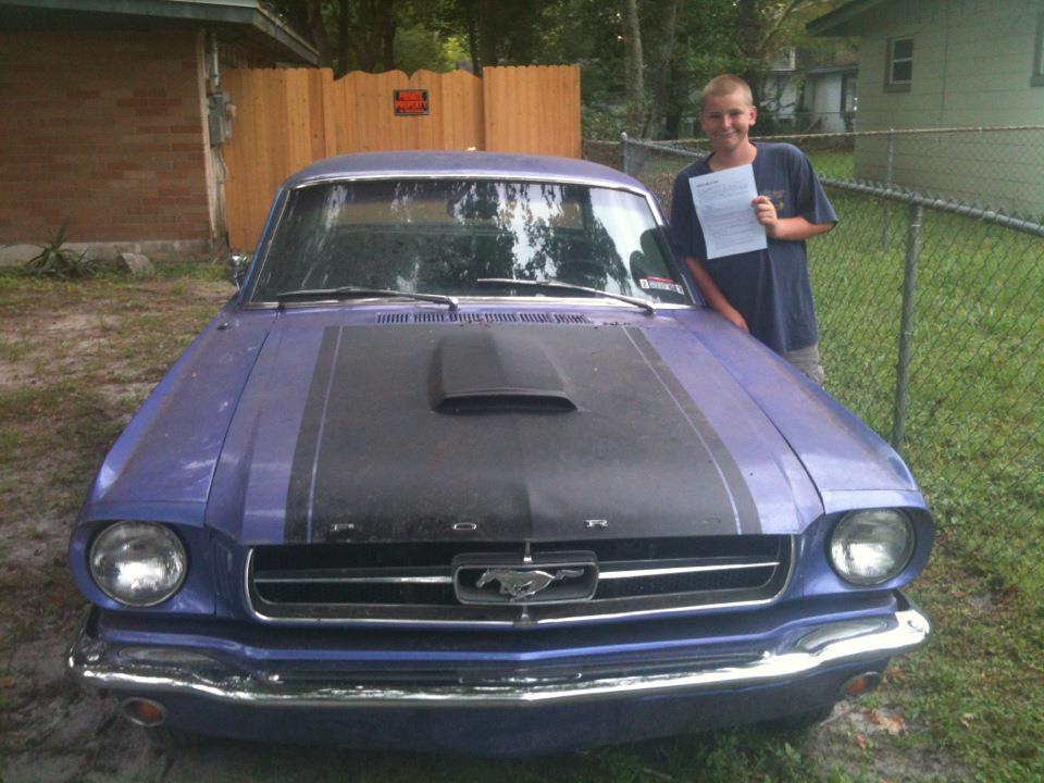 Mustang Girl Monday: Daphne Robbins-Norris Carrys On The Tradition
