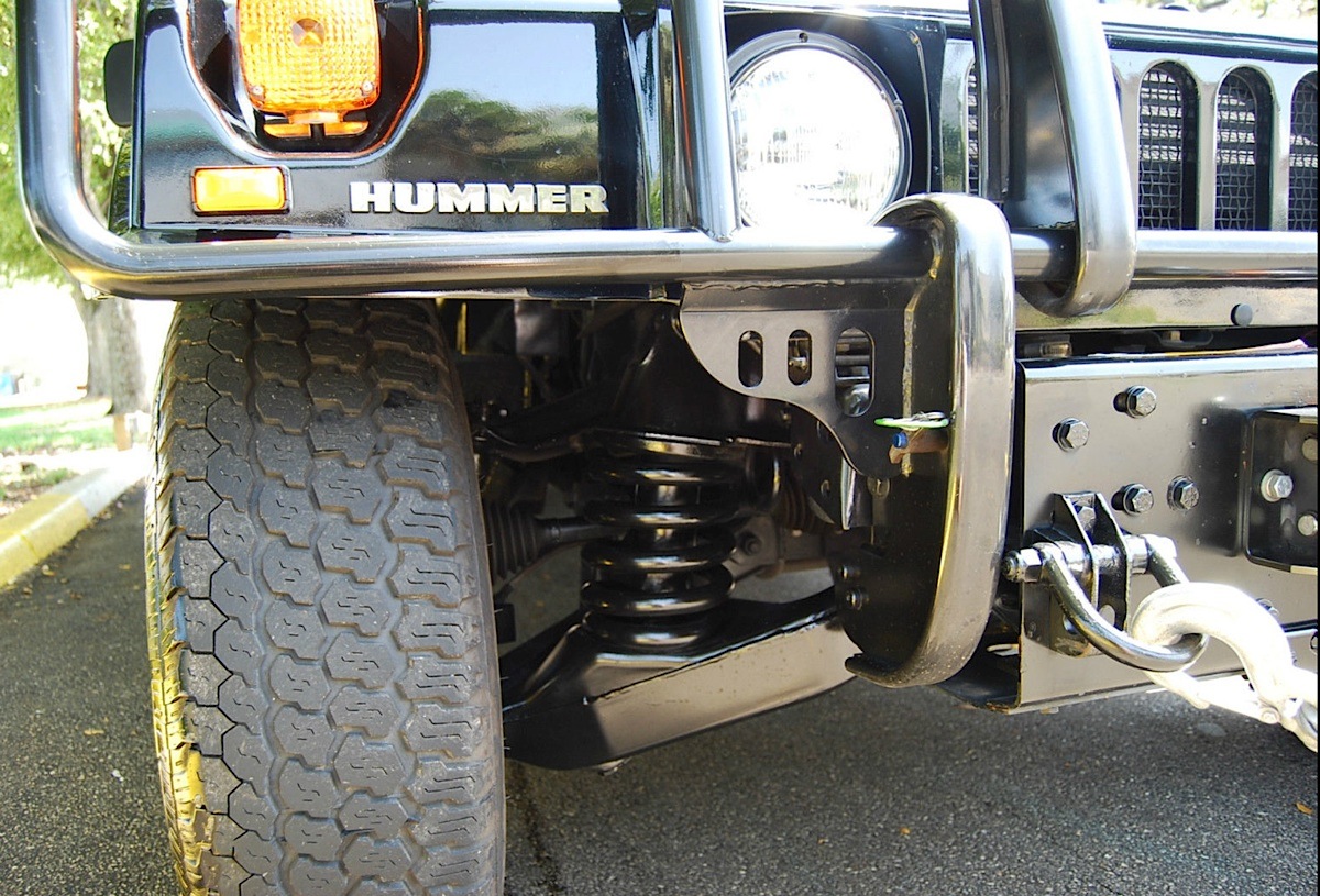 eBay Find: Hummer H1 - Mobile Communications Platform - Diesel Army