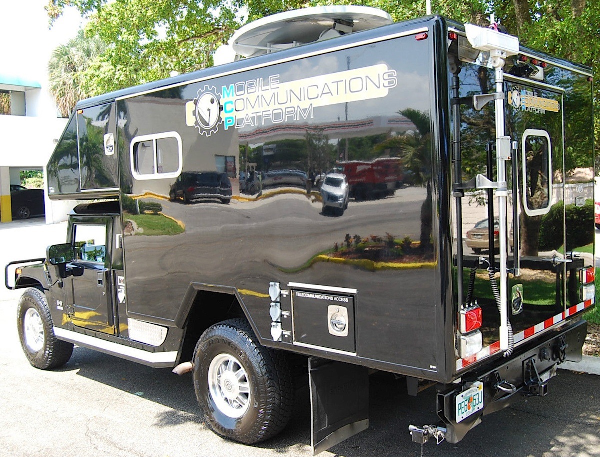 eBay Find: Hummer H1 - Mobile Communications Platform - Diesel Army
