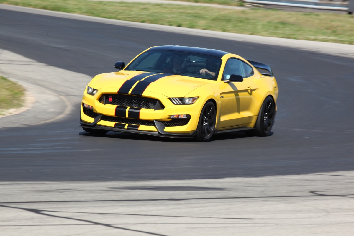 Inside Ford’s New 5.2L Shelby GT350 Engine