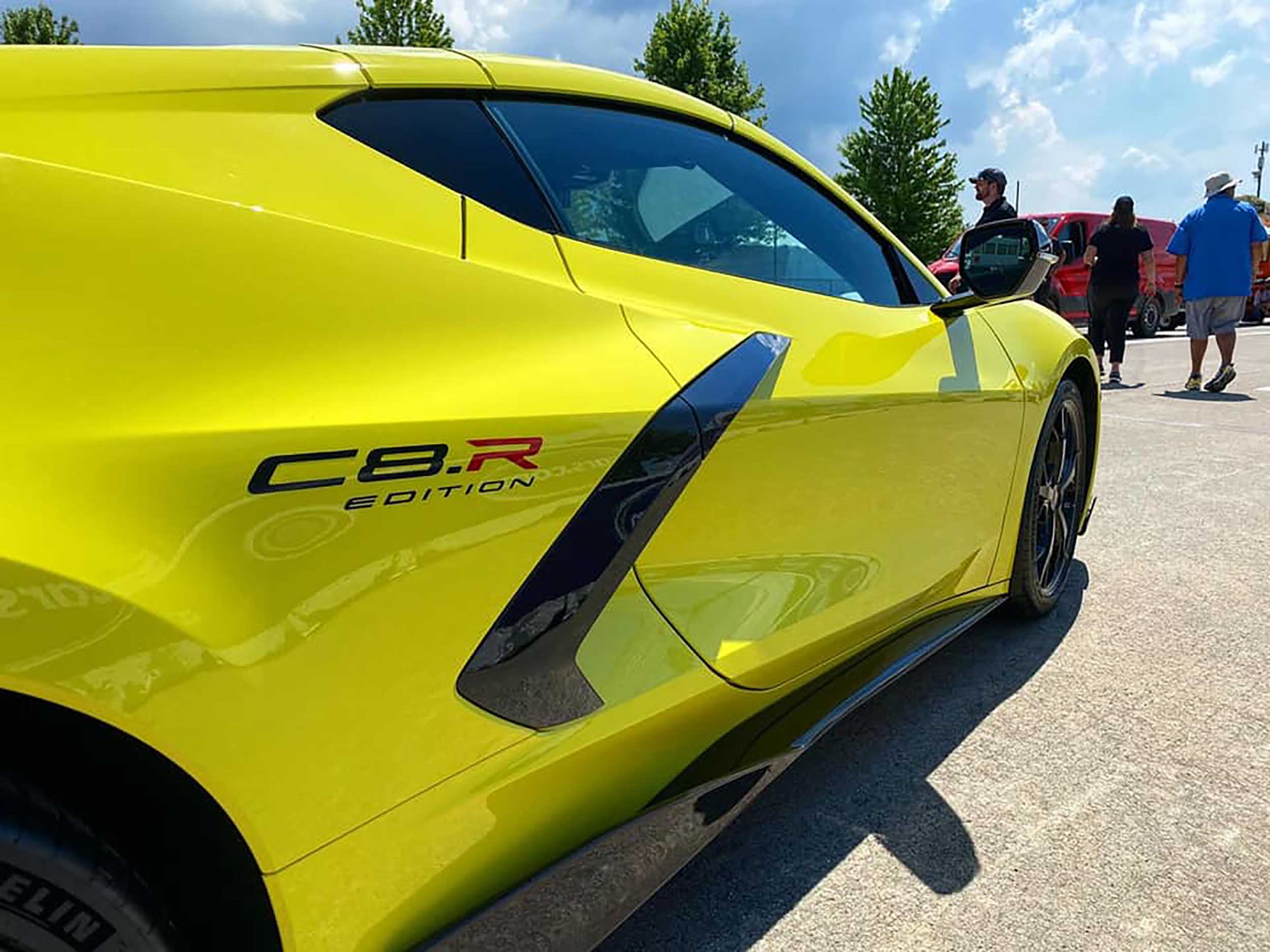 Chevy Ceases 2021 C8 Production & Announces C8.R Limited Edition