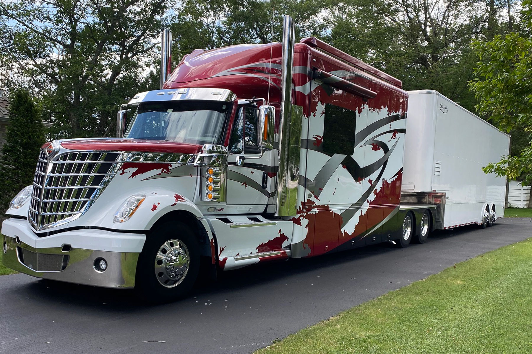 Rig Of The Month: Low-Mile Custom NRC Toter & Renegade Trailer