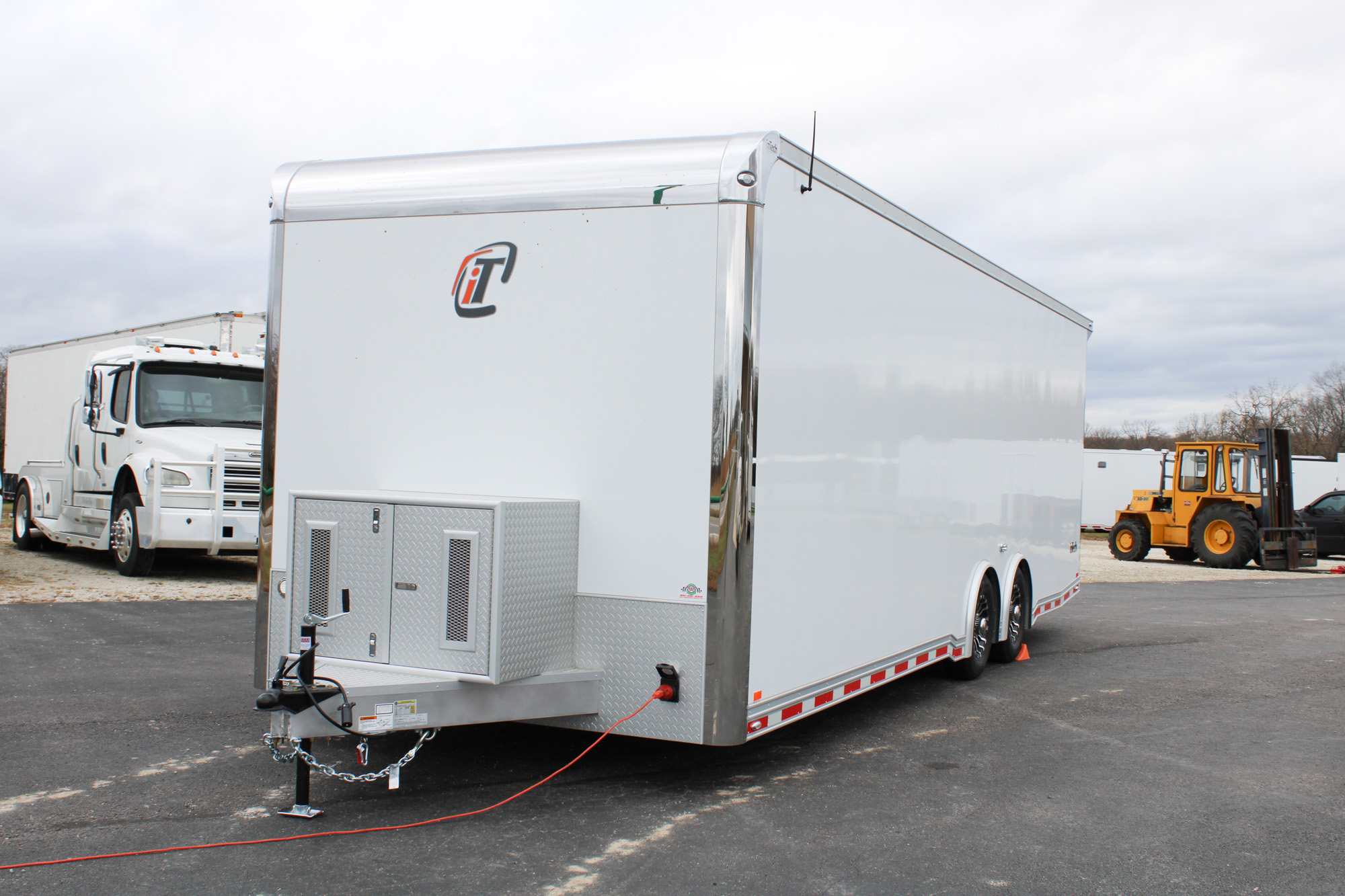 Rig Of The Month: Brand New 2022 inTech iCon 28" Tag Trailer
