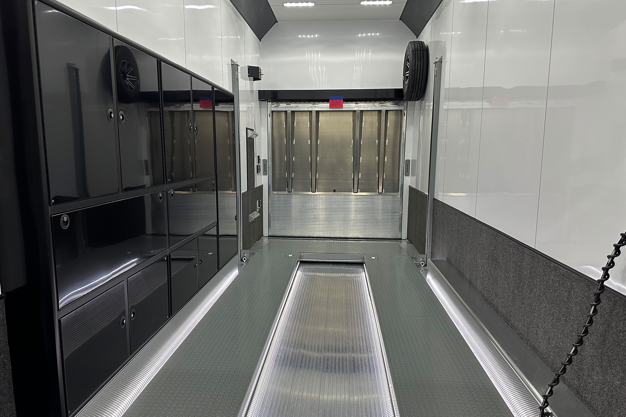Rig Of The Month: 2023 32 inTech Stacker Trailer