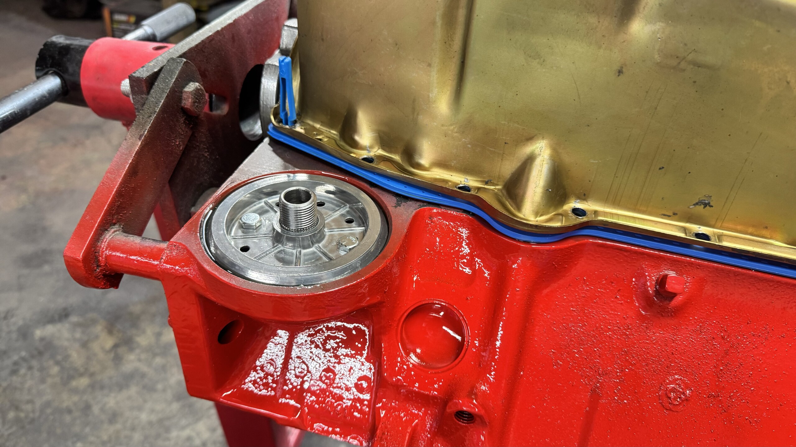 Upgrading To A Spin-On Style Oil Filter For Our Mighty Mouse 327